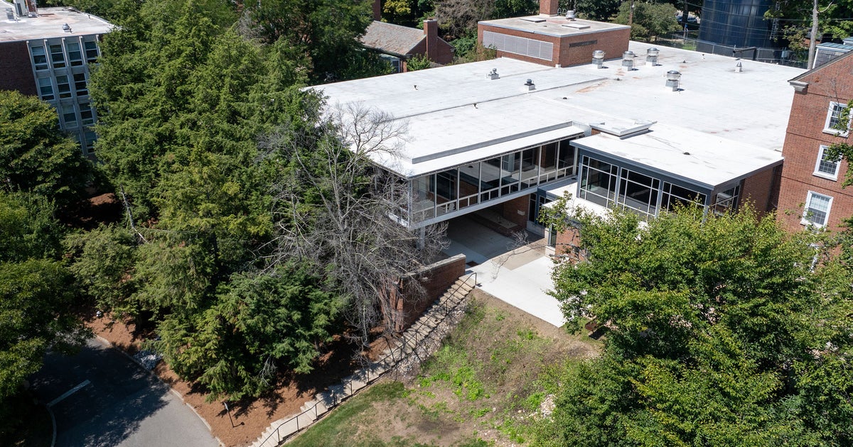 Curtis Dining Hall | Campus Map